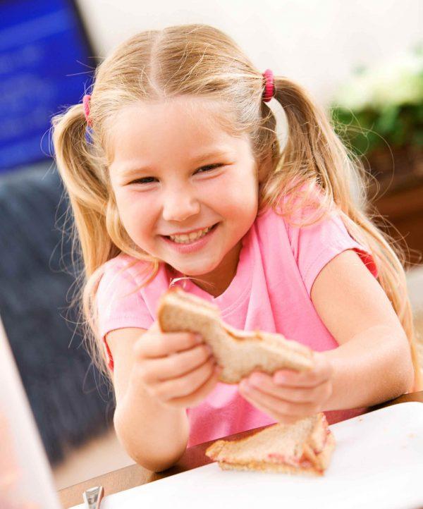 Why It’s Important for Your Kid to Get Hungry? | Feeding My Kid